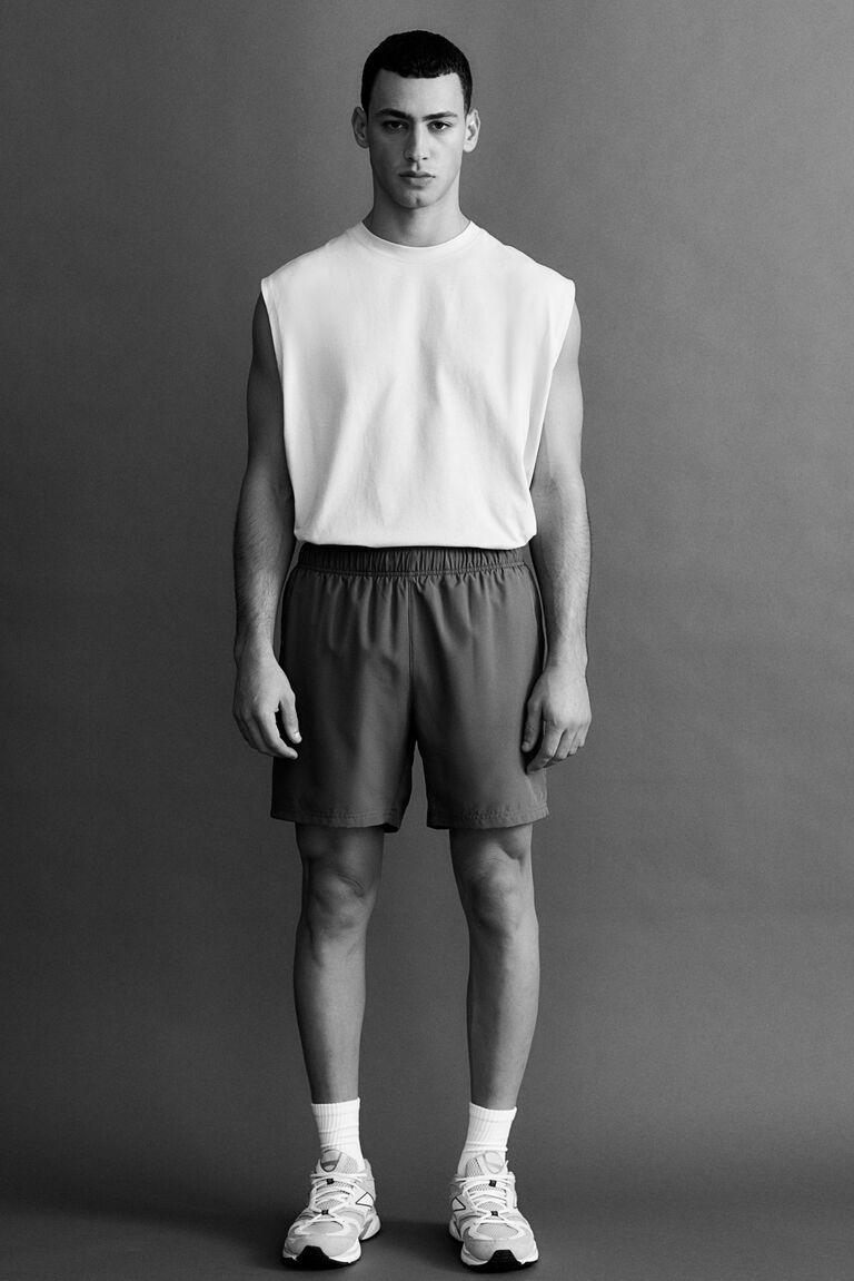Pakaian Olahraga And Activewear